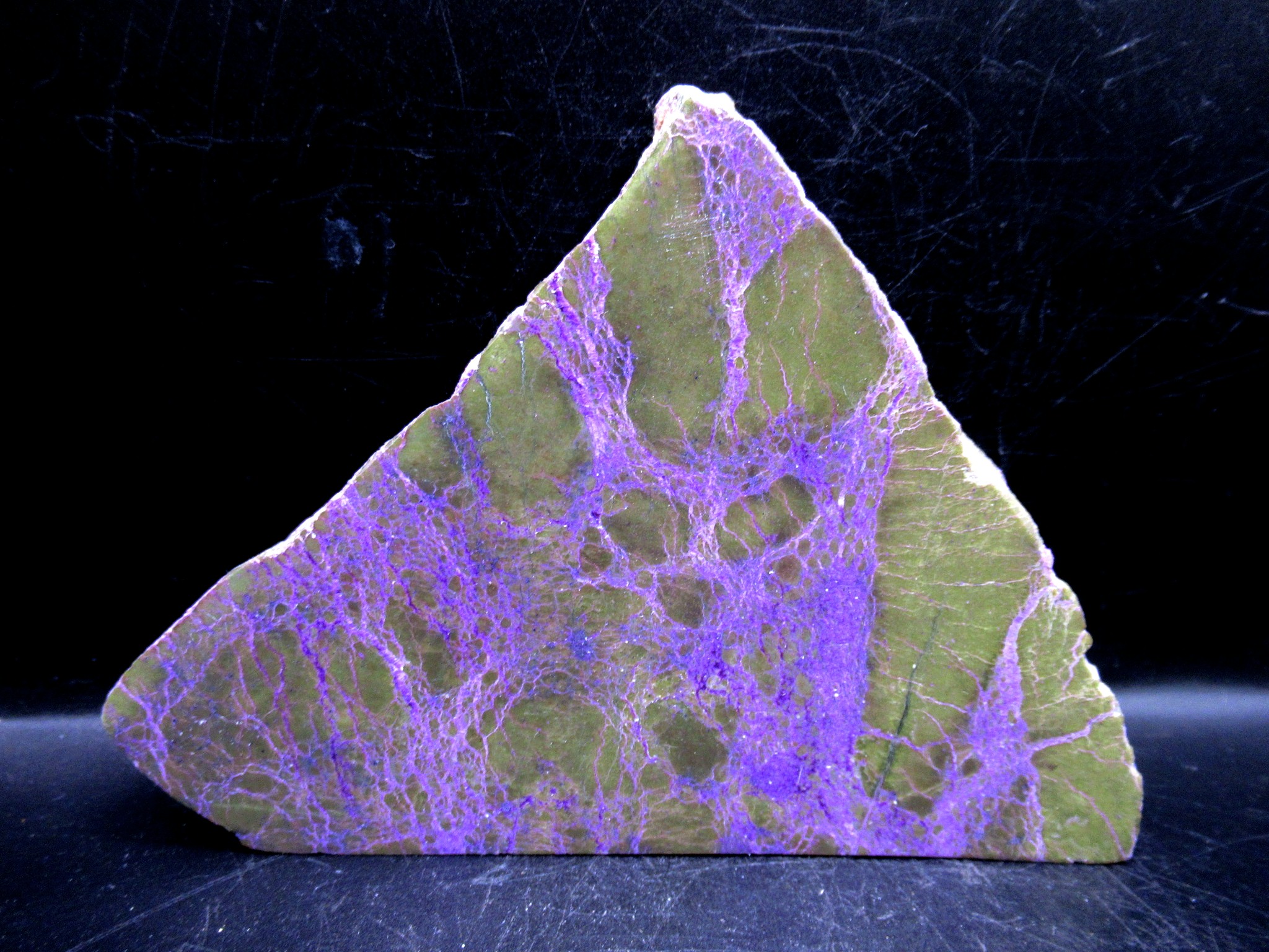 Stichtite with Tasmanite/Atlantasite #4 | Fossils for Sale